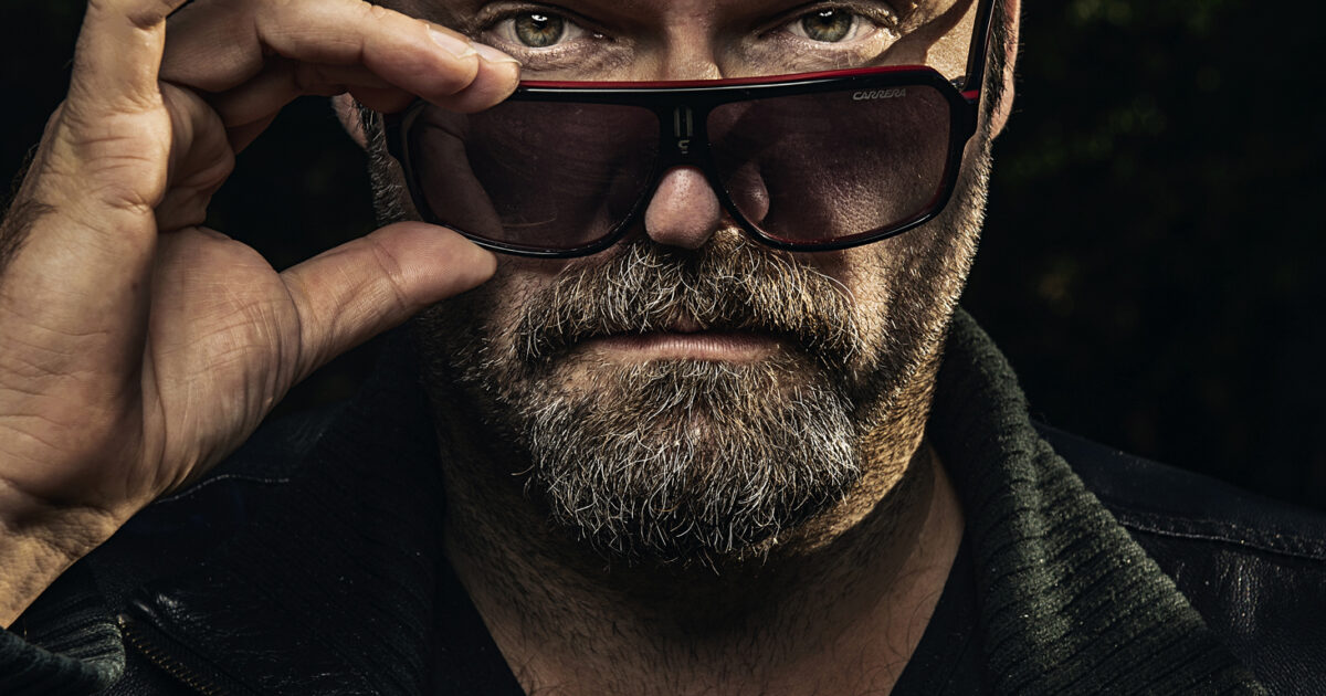 Komiker, Atle Antonsen, fotografert i Botanisk hage.… | Benjamin Ward